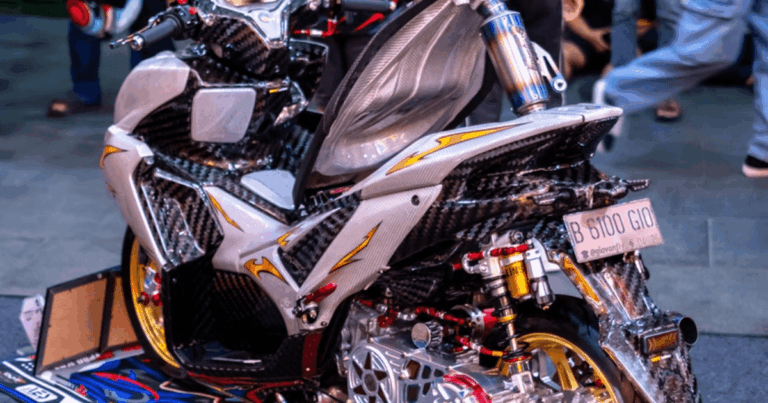 Modifikasi Aerox Alpha Giovani: Gahar ala Gundam